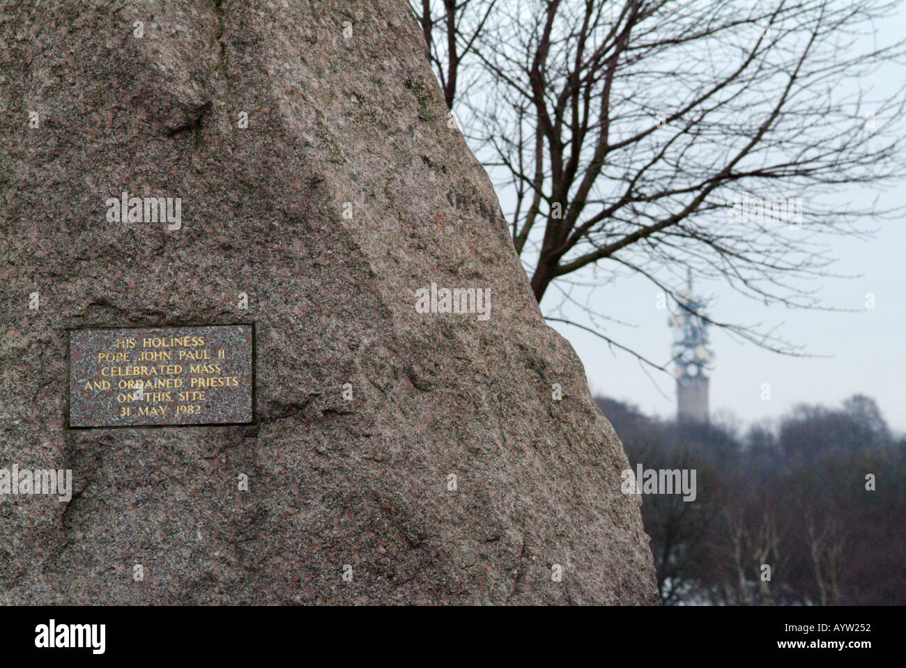 papal monument heaton park manchester Stock Photo - Alamy