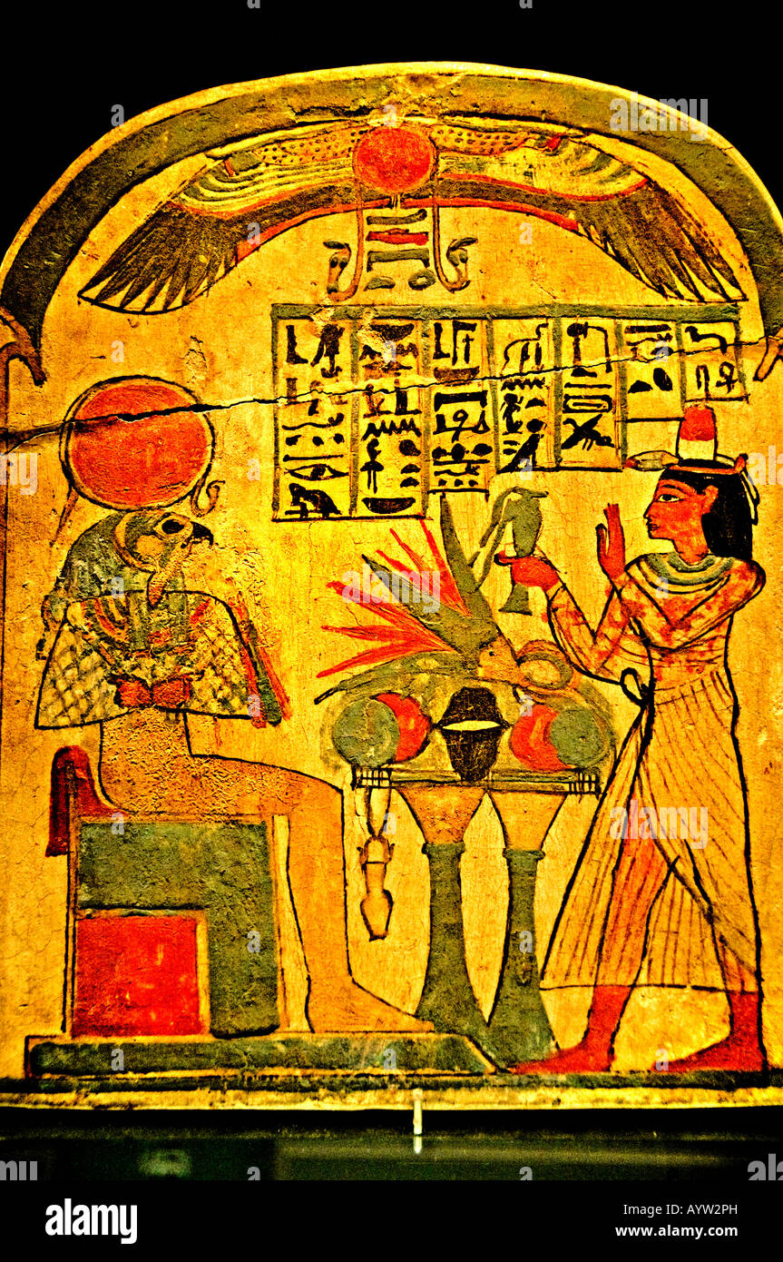 Plank lid of Penpy god goddess death funeral sarcophagus Stock Photo ...
