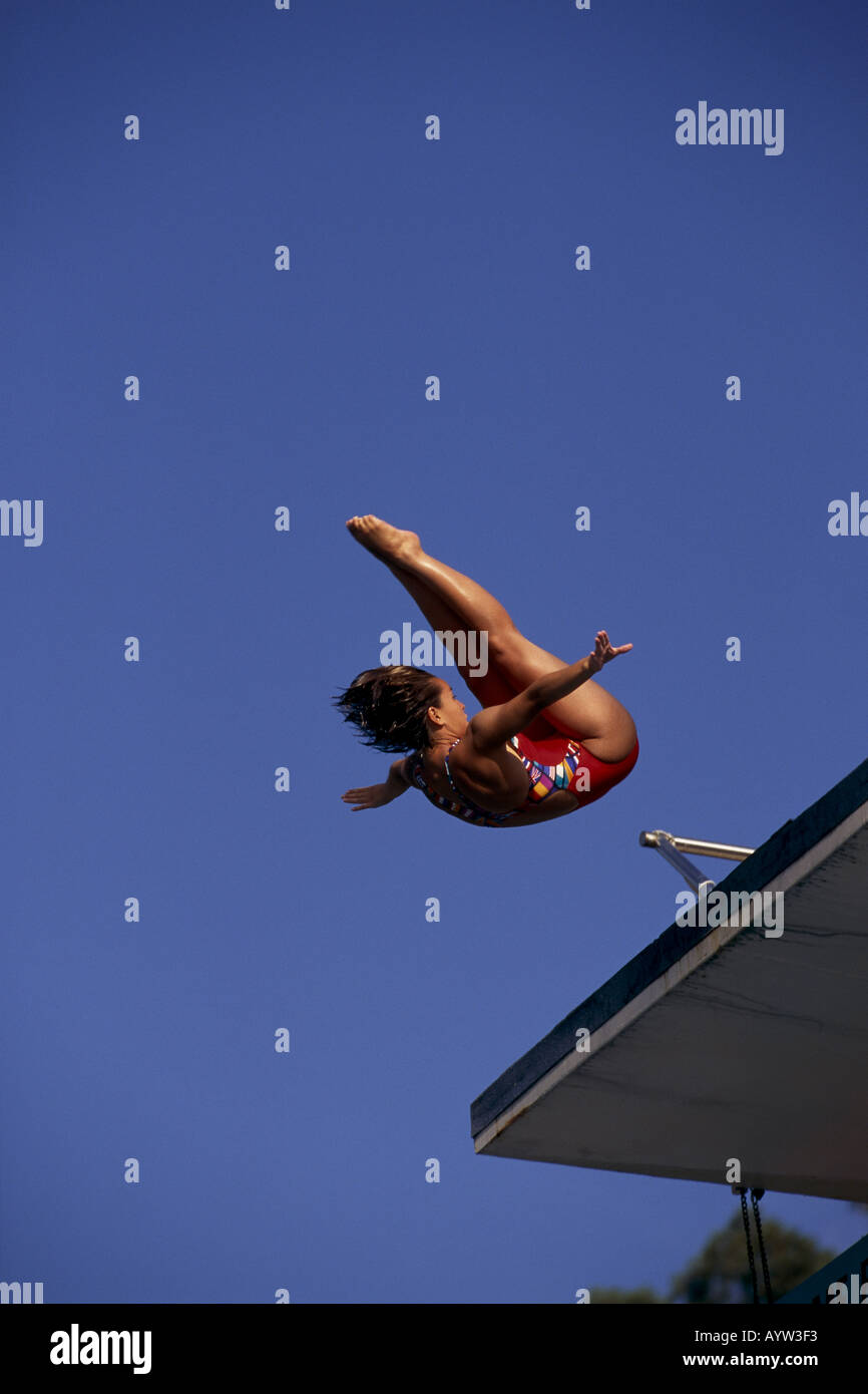 Competitive diving board hi-res stock photography and images - Alamy