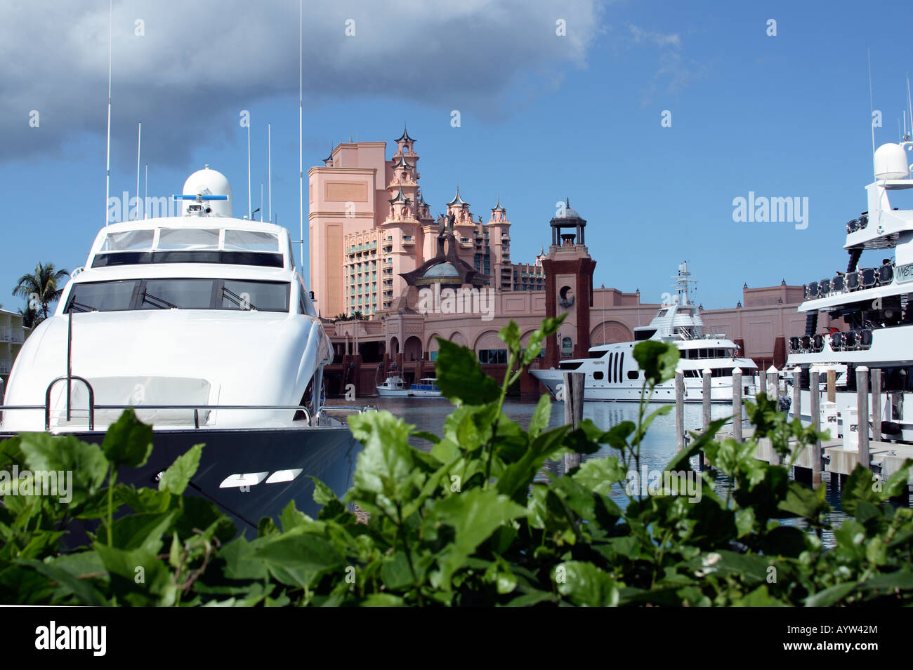 Atlantis hotel in Bahamas view from the harbour Stock Photo - Alamy