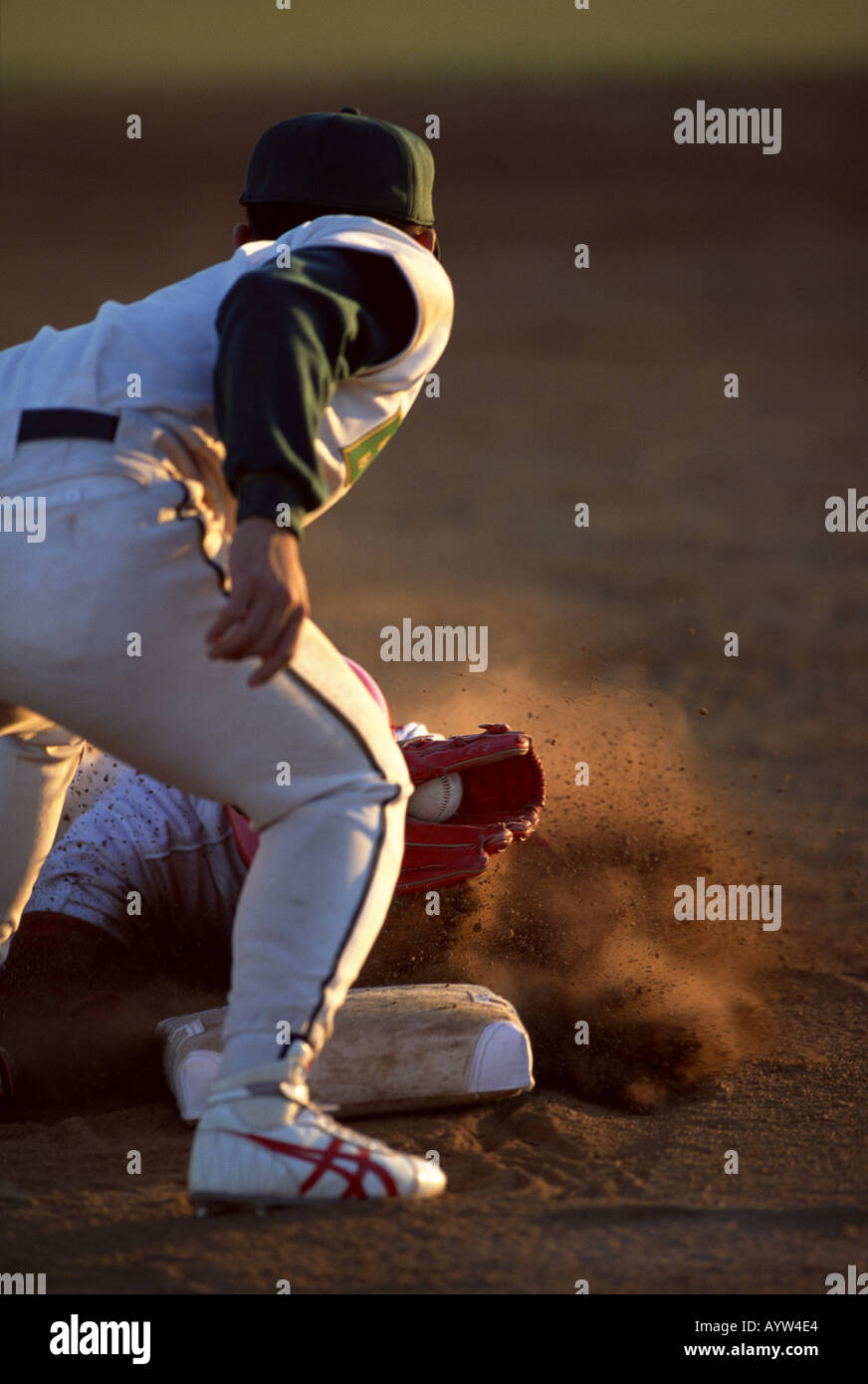Baseball tag out hi-res stock photography and images - Alamy