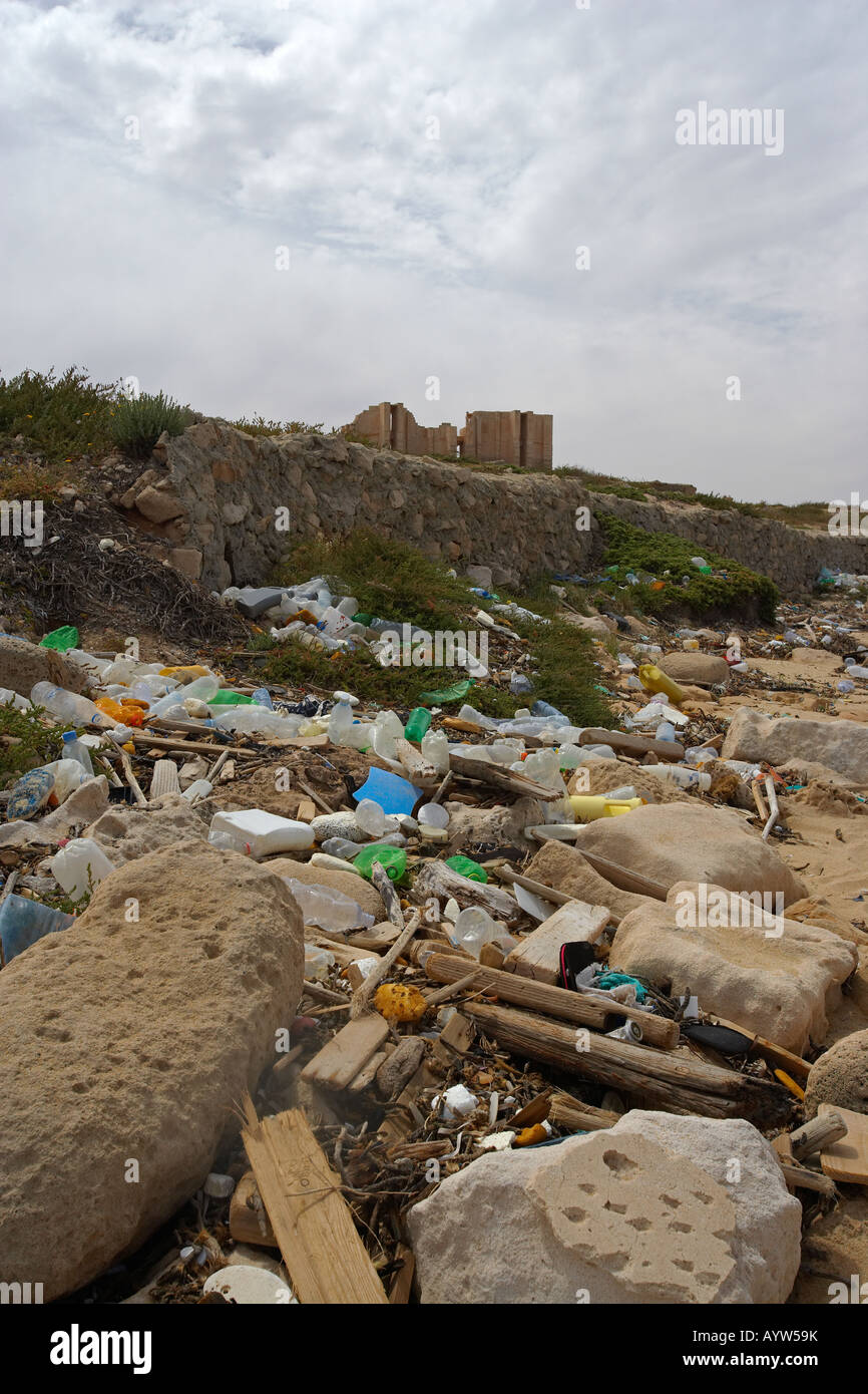 Libya pollution hi-res stock photography and images - Alamy