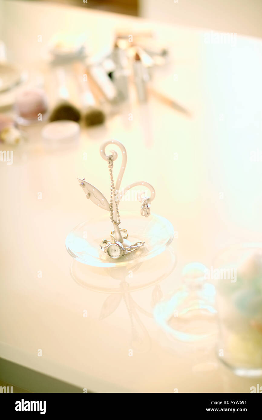 Dressing table accessories hi-res stock photography and images - Alamy