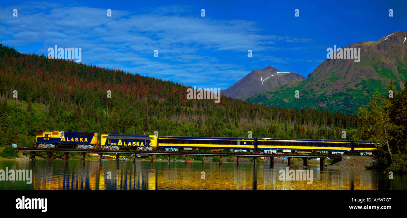 Trestle bridge railroad bridge locomotive hi-res stock photography and ...
