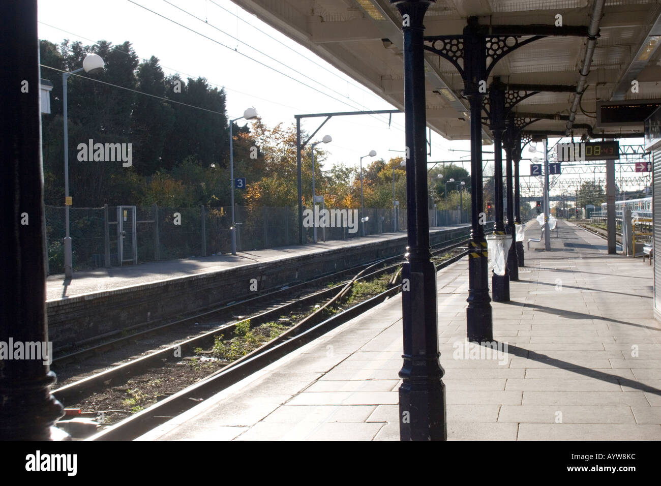 Empty platforms Chingford railway station - no trains Stock Photo - Alamy