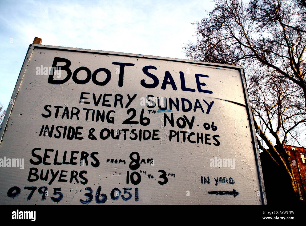 Car boot sale sign hi-res stock photography and images - Alamy