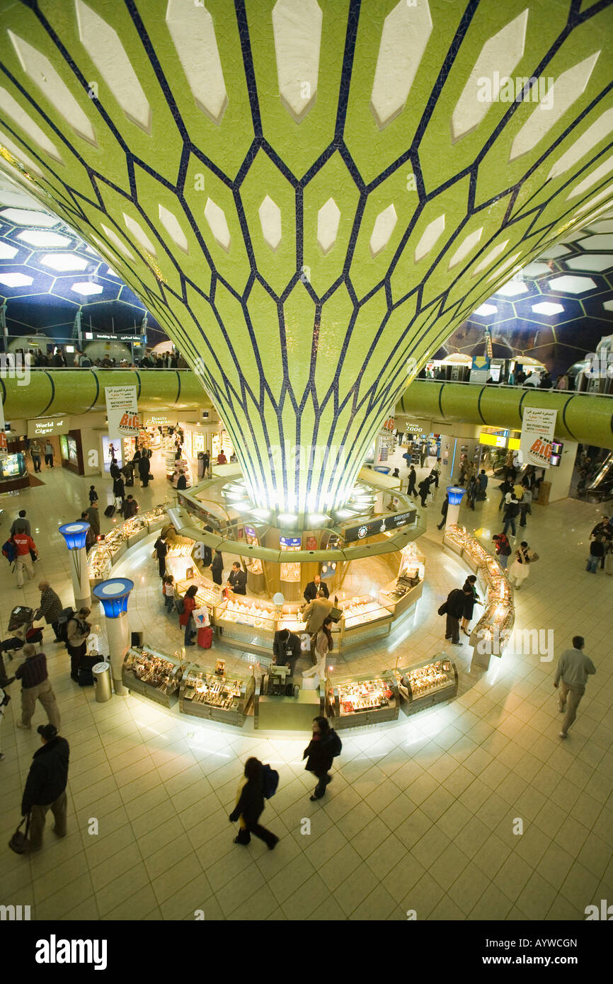 Abu dhabi airport hi-res stock photography and images - Alamy