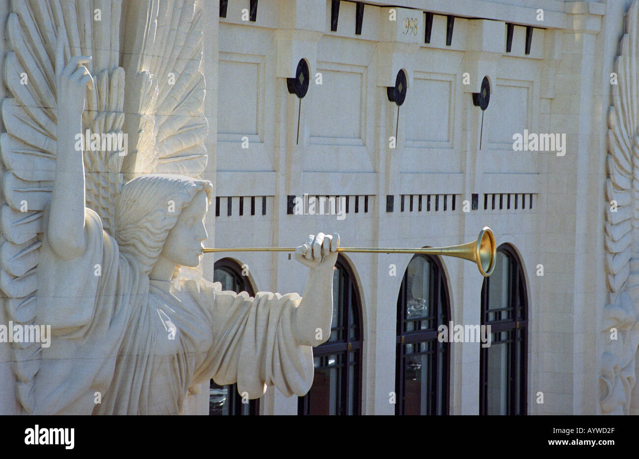 Angel with trumpet hi-res stock photography and images - Alamy