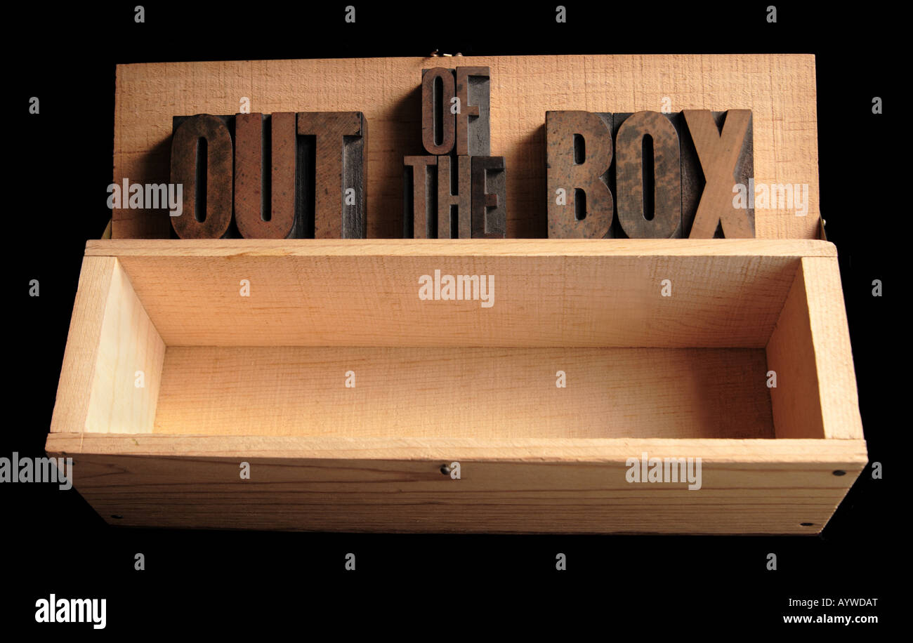Thinking out of the box hi-res stock photography and images - Alamy