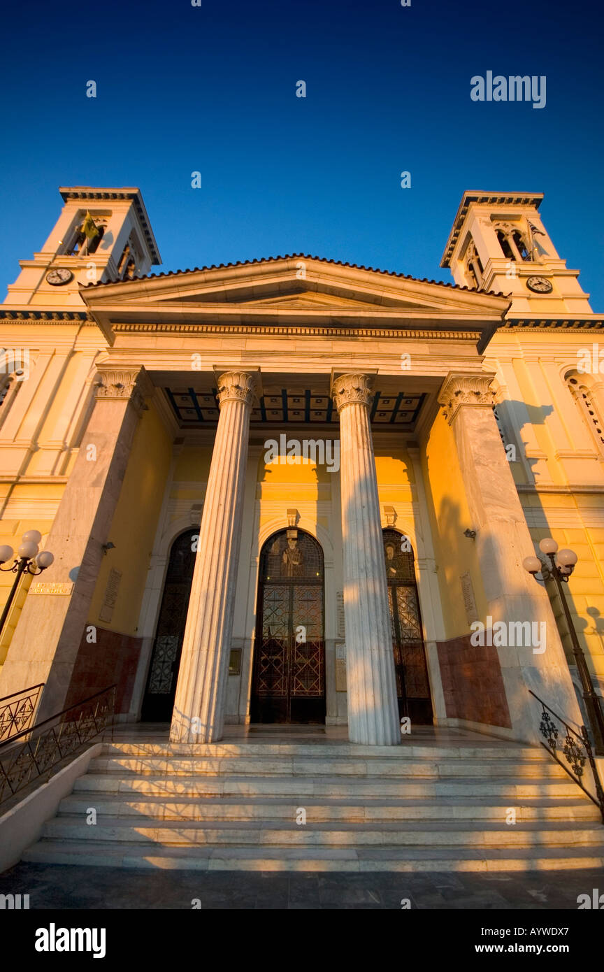 Downtown piraeus hi-res stock photography and images - Alamy