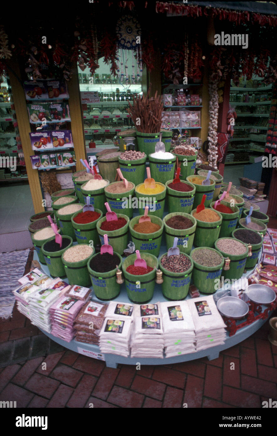 Spices on display at a Turkish spice shop Stock Photo - Alamy
