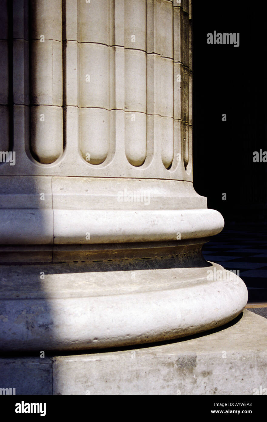 Doric column detail Paris France Stock Photo - Alamy