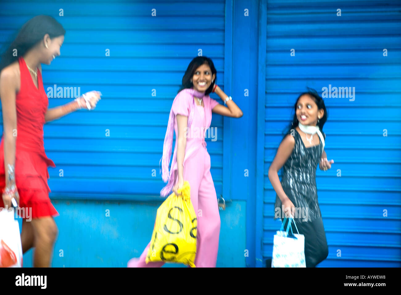 Happy young Mauritians shopping - Mauritius Stock Photo - Alamy