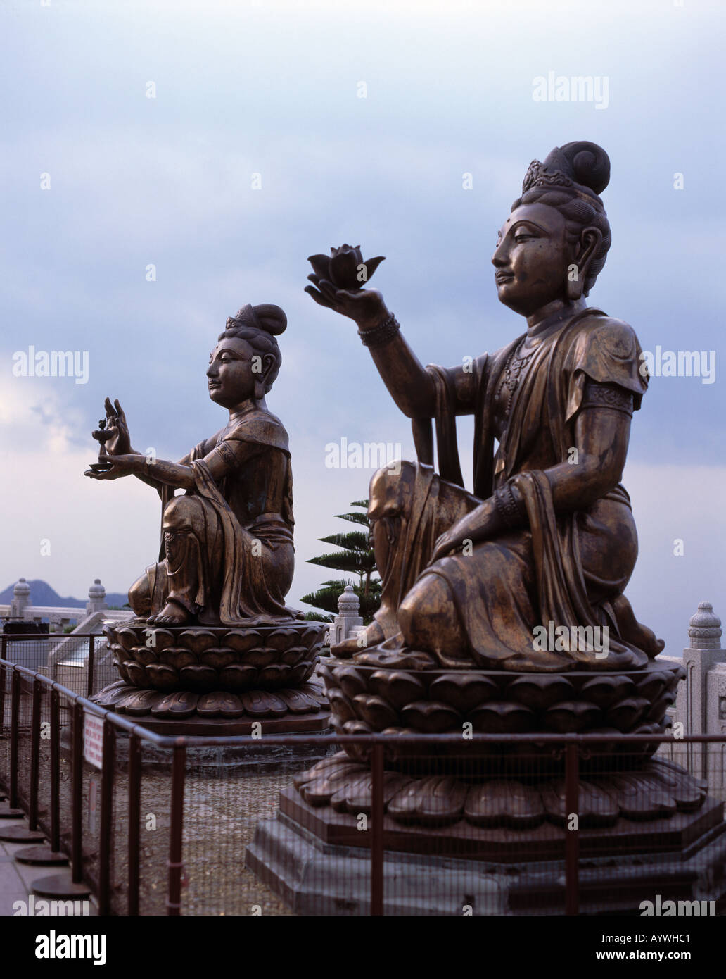 HK-Hong Kong, Lantau Island, Tian Tan Temple, Buddha statue, bronze ...