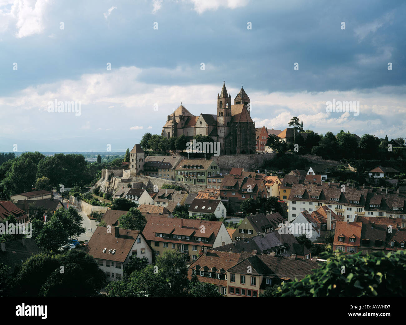 Stadtansicht mit Stephansmuenster, Romanik, Breisach am Rhein, Breisgau ...