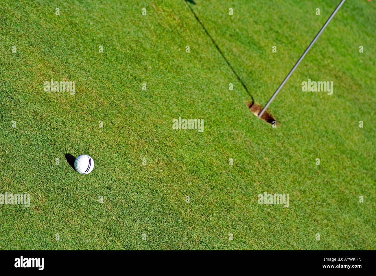 Golf club hole green hi-res stock photography and images - Alamy
