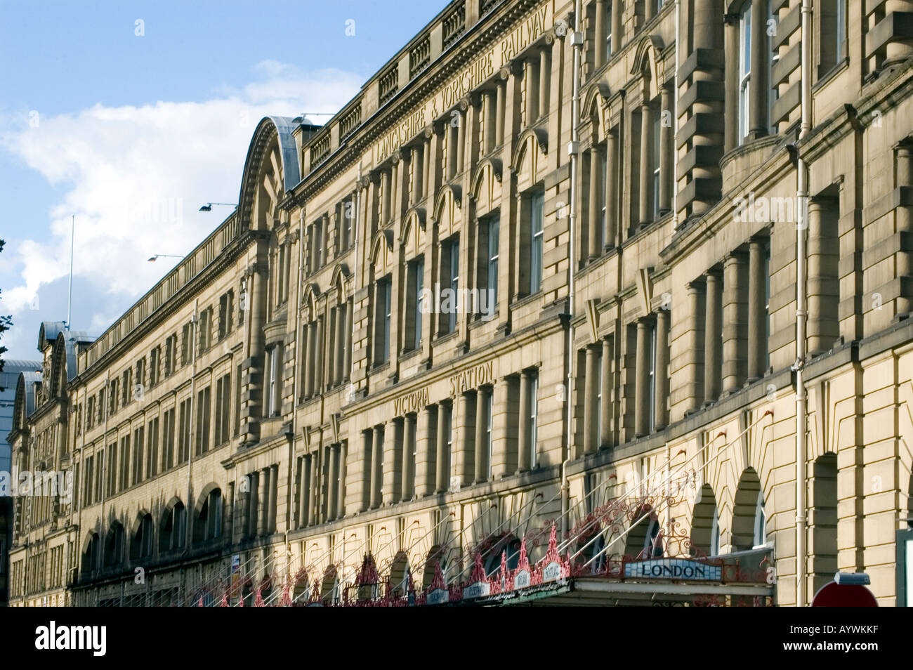 Victorian manchester railway hi-res stock photography and images - Alamy