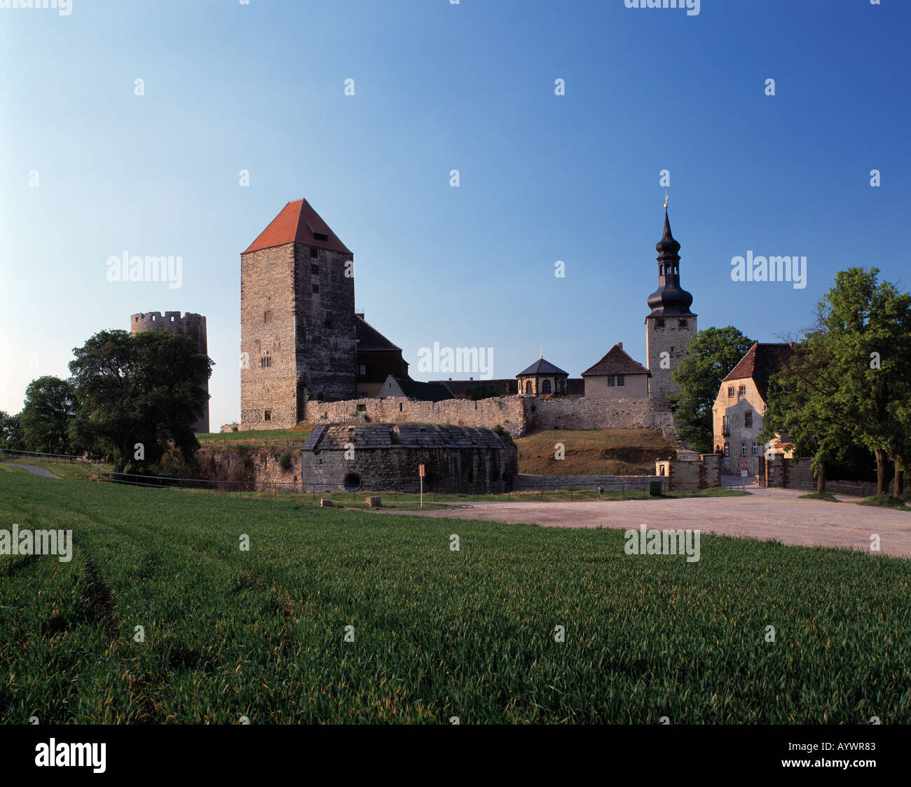 Burganlage Querfurt in Sachsen-Anhalt mit Marterturm und Pariser Turm ...