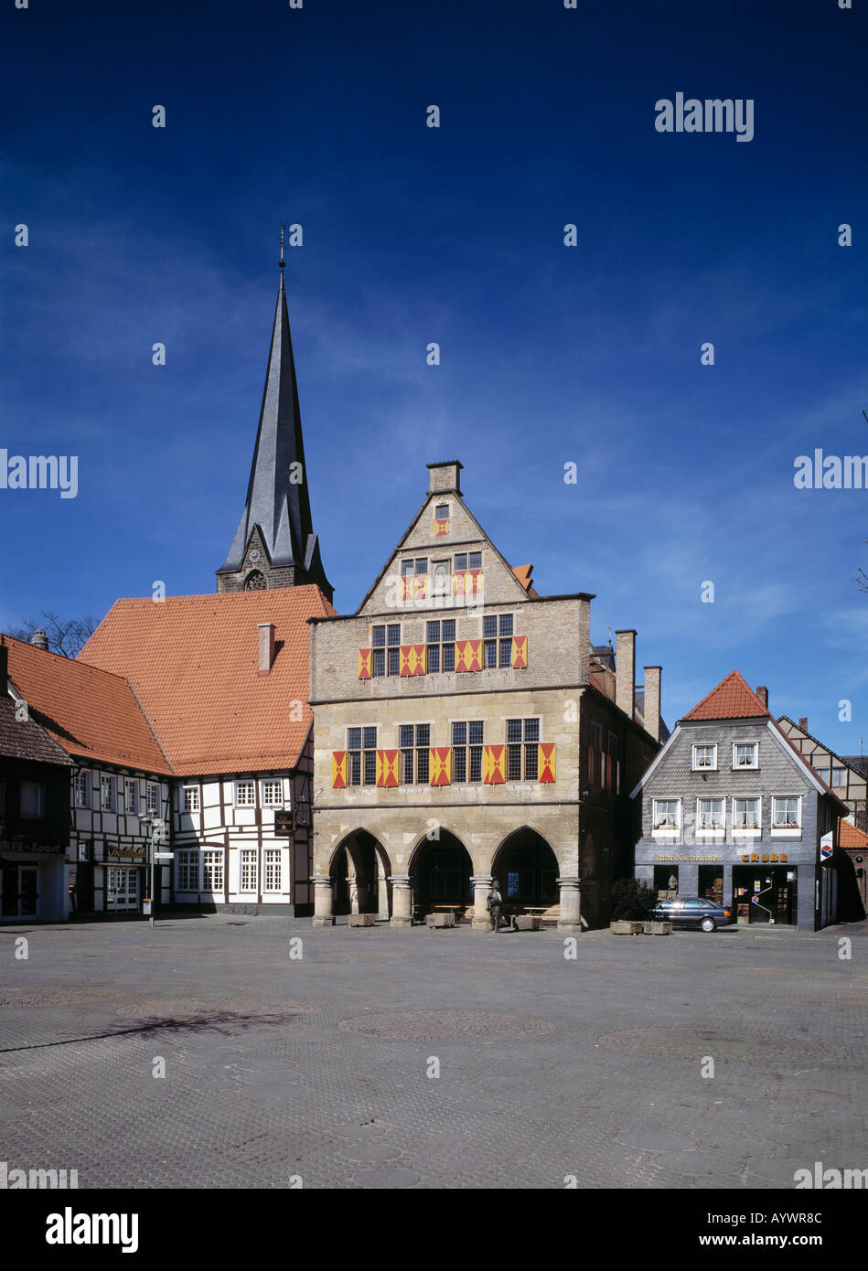 Marktplatz, historisches Rathaus, Turm der Christophorus-Kirche, Werne ...