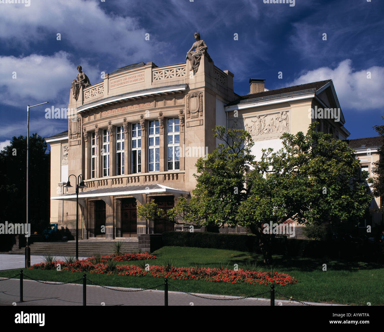 Stadttheater in Giessen, Lahn, Hessen Stock Photo - Alamy