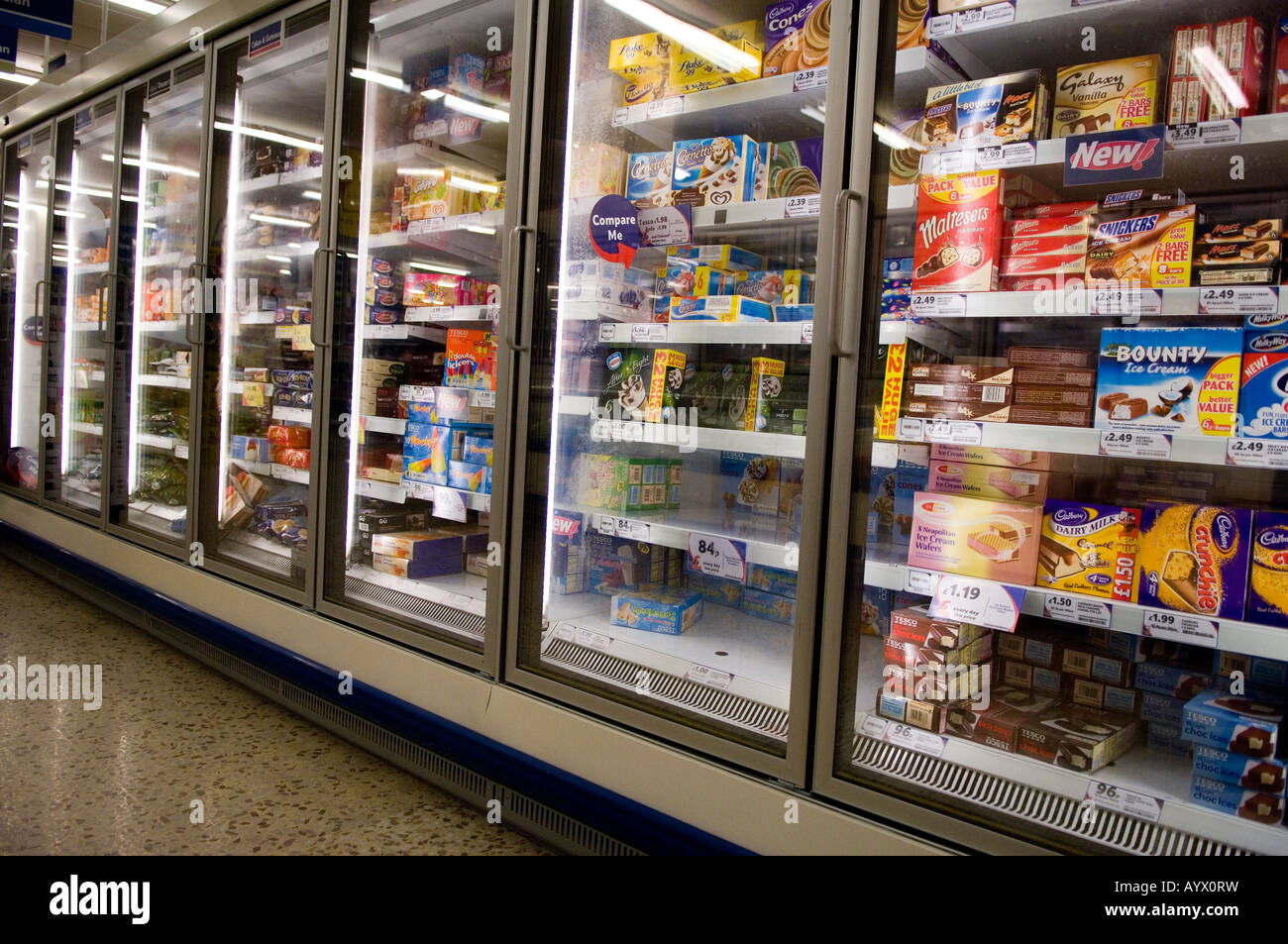 Freezer supermarket uk hi-res stock photography and images - Alamy