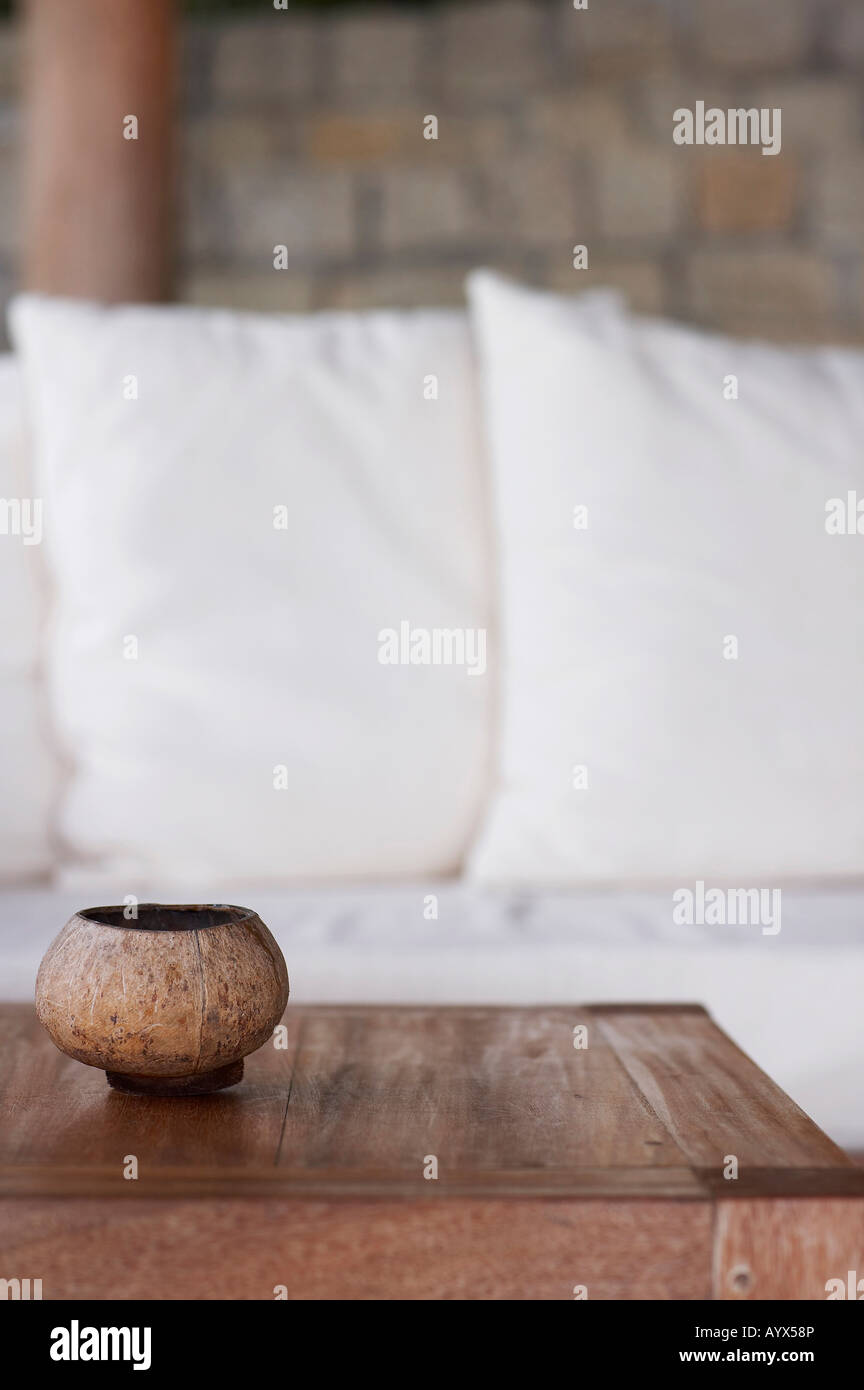 wood table and cup Stock Photo - Alamy
