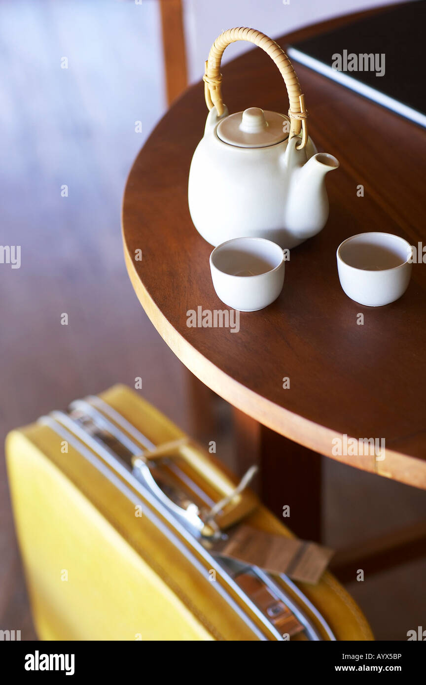 teapot and teacup on the table Stock Photo - Alamy