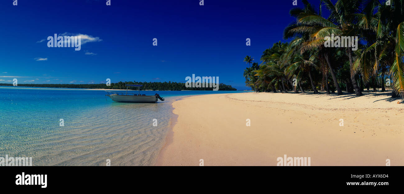 Panorama of One Foot Island Aituaki Cook Islands Stock Photo - Alamy