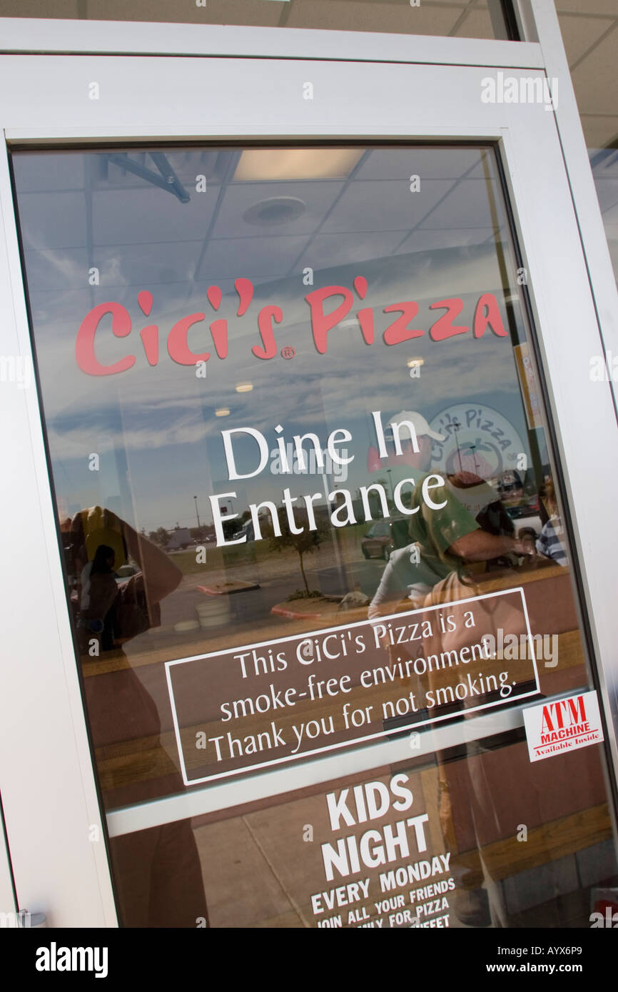 Dine in entrance and CiCi's Pizza is a smoke free environment sign on ...