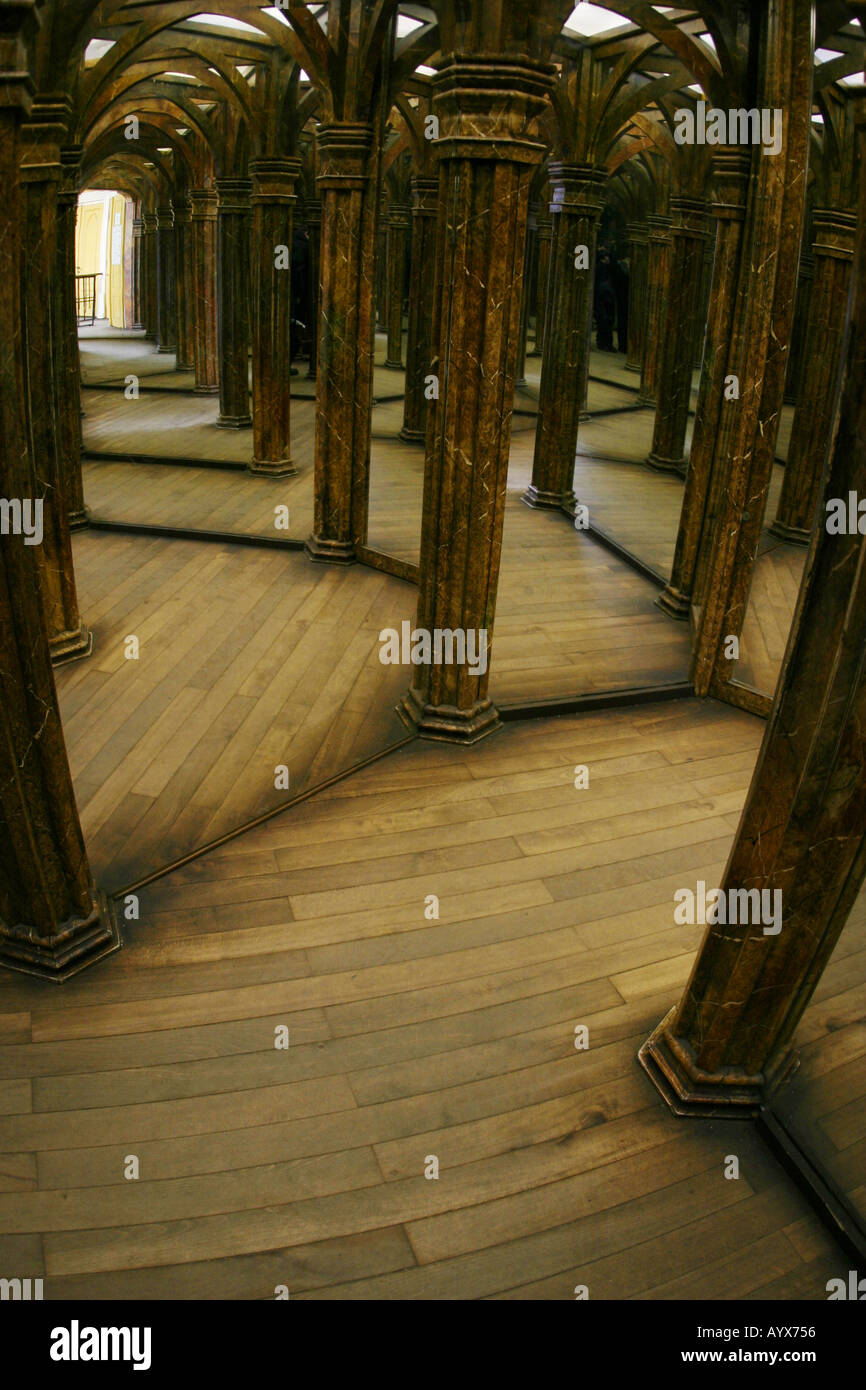 Hall Of Mirrors Maze