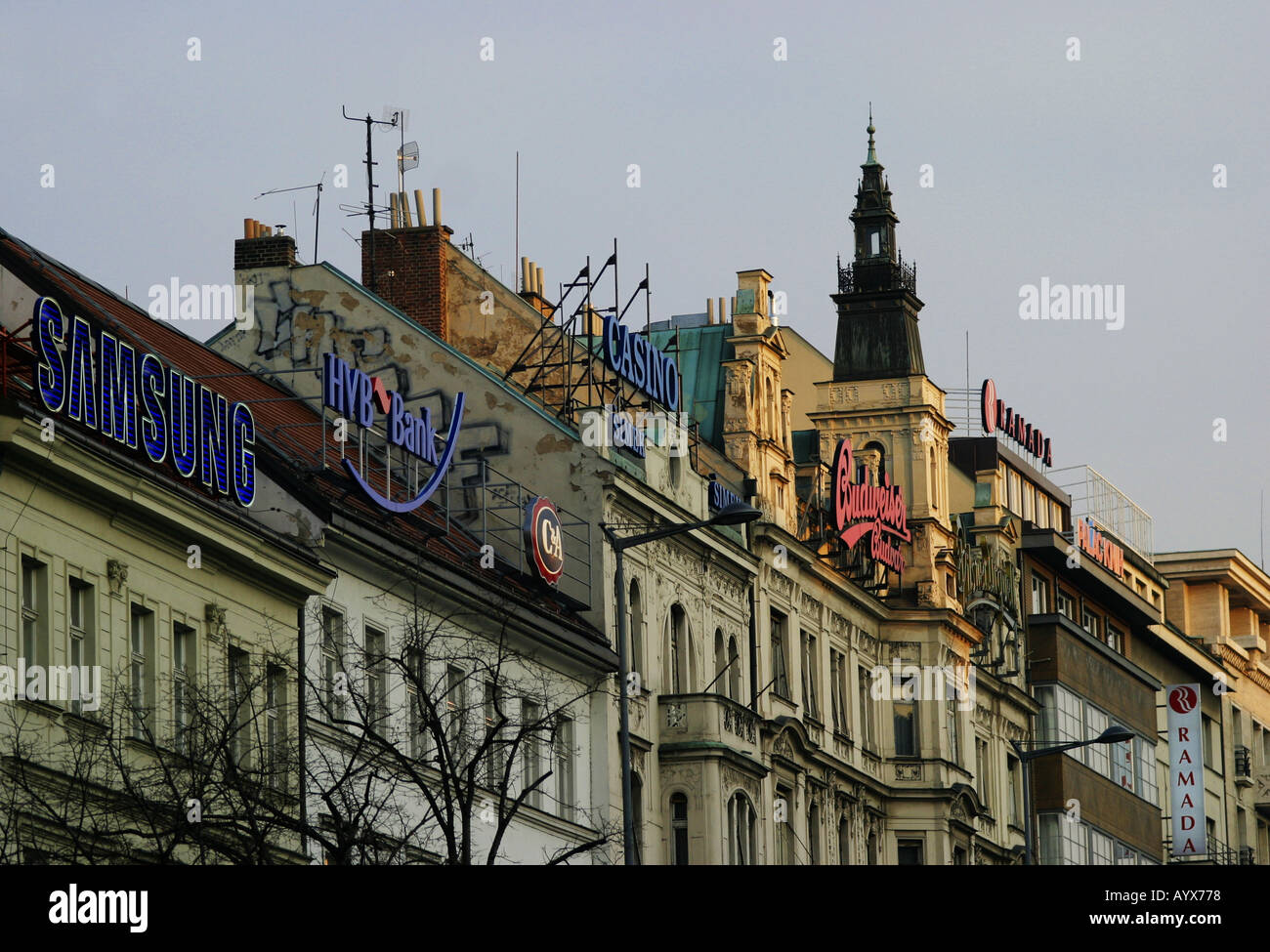 Wenceslas square prague 1989 hi-res stock photography and images - Alamy