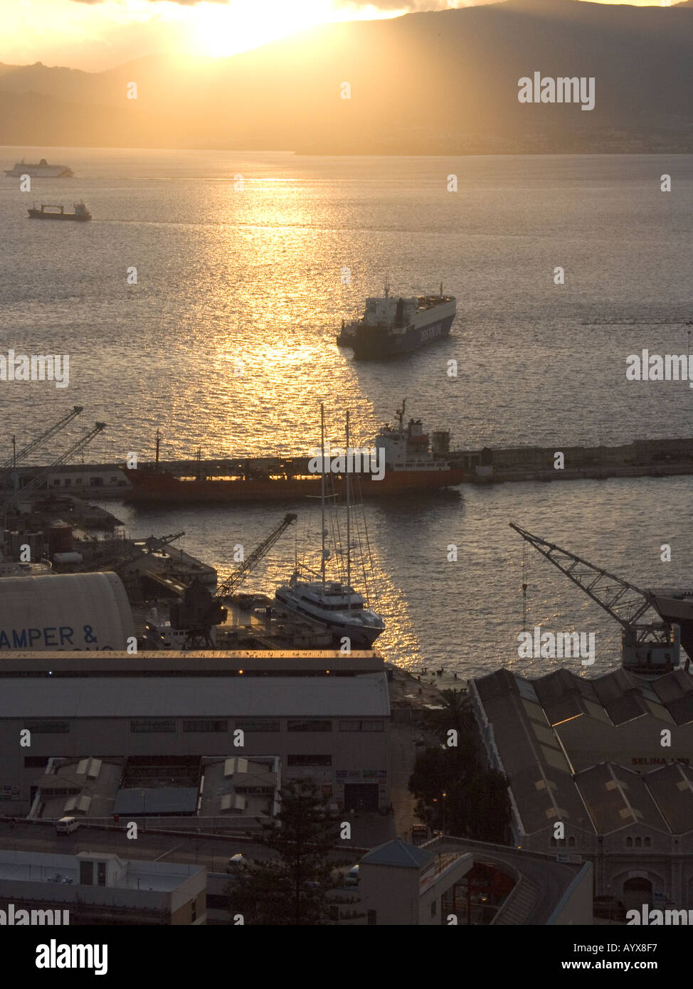 Gibraltar shipyard hi-res stock photography and images - Alamy