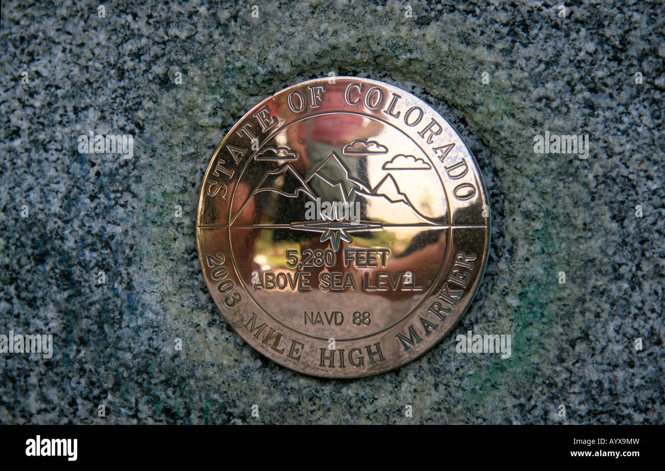 Mile High Marker in steps of state capitol building Stock Photo - Alamy