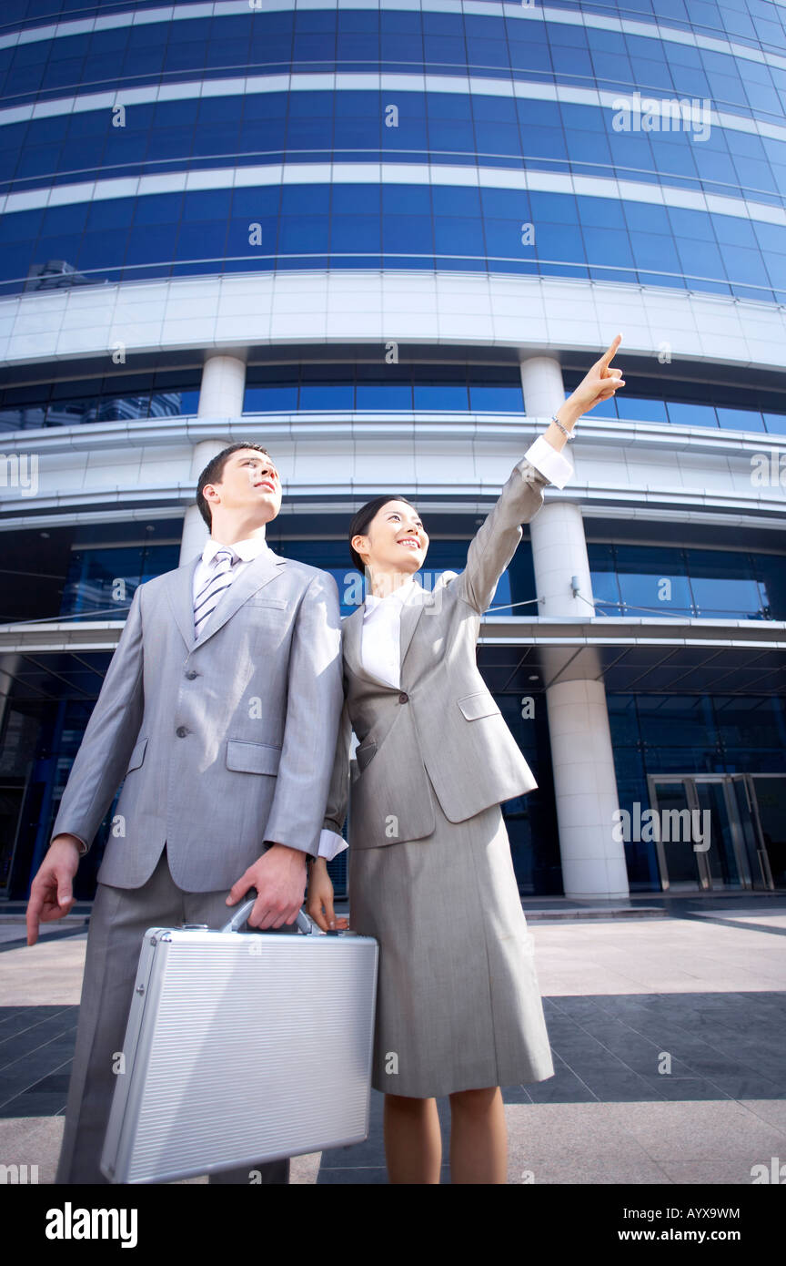 Man pointing at sky daytime hi-res stock photography and images - Alamy