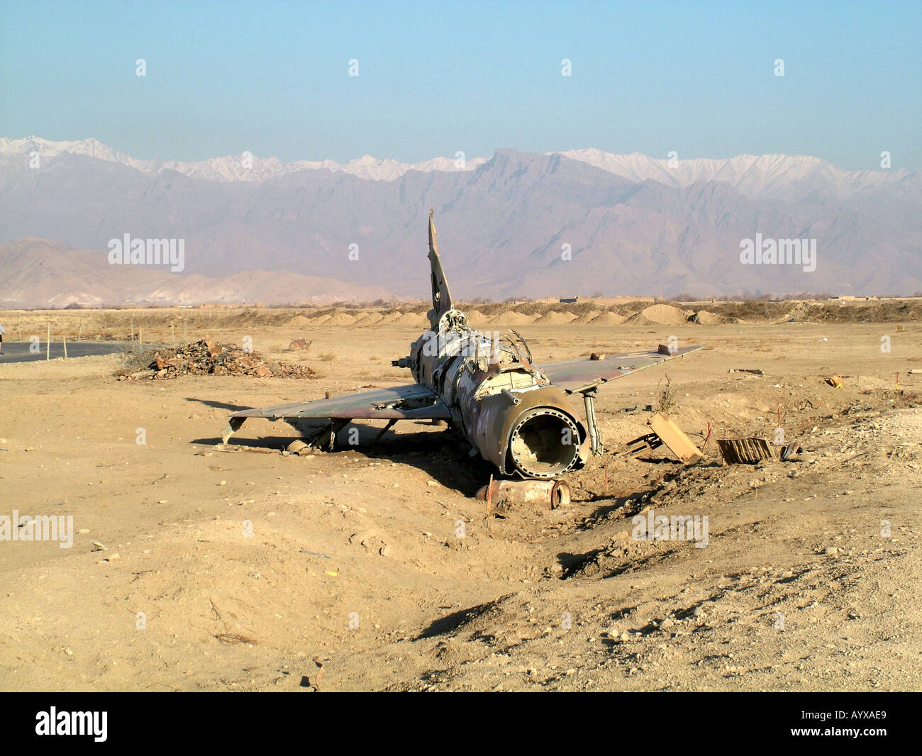 MIG 21 fighter aircraft destroyed in Bagram Afghanistan Stock Photo - Alamy