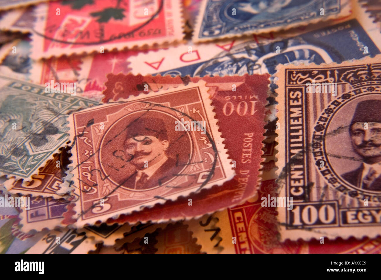 Egyptian postage stamp hi-res stock photography and images - Alamy