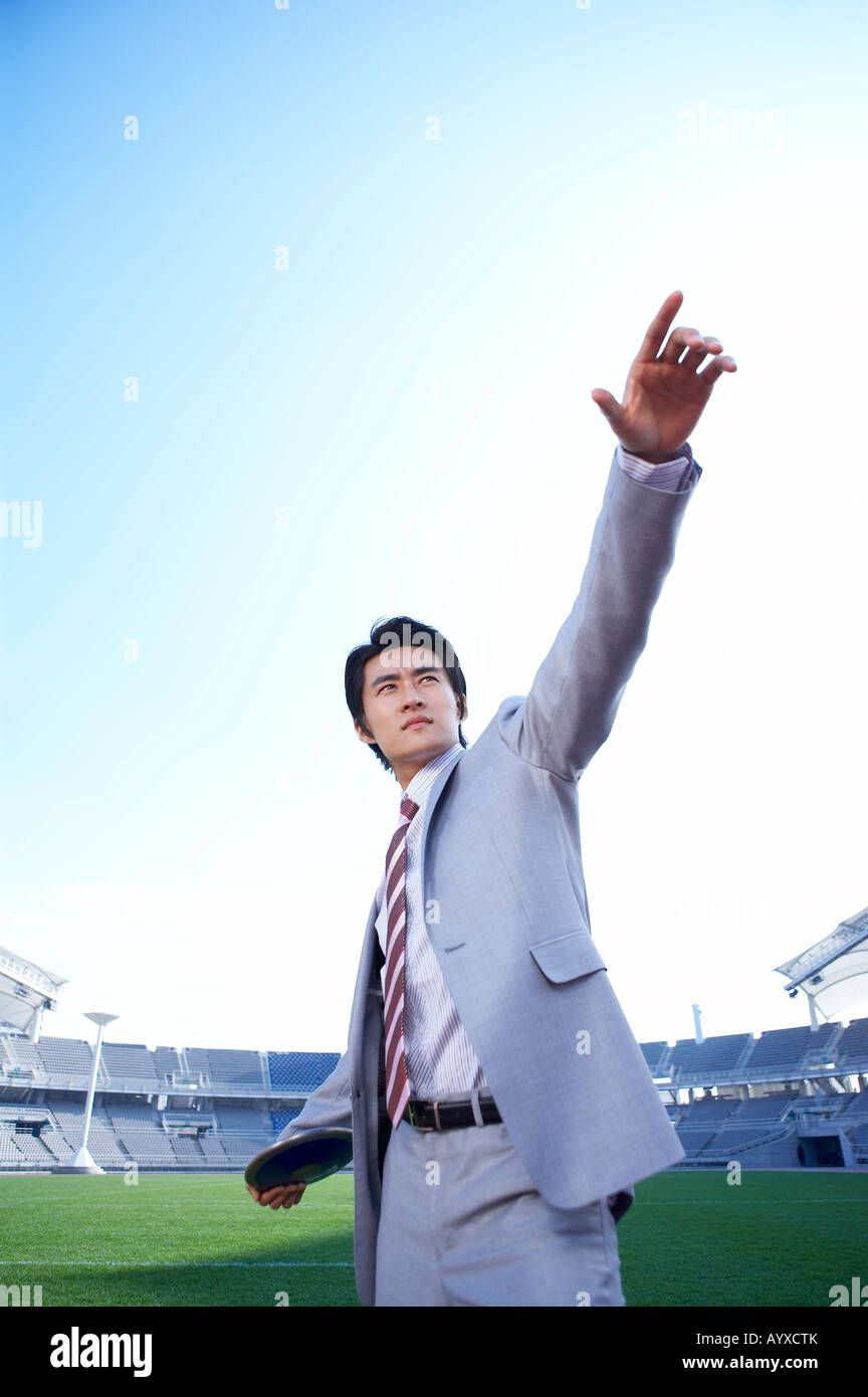 a man preparing the discus throw Stock Photo - Alamy