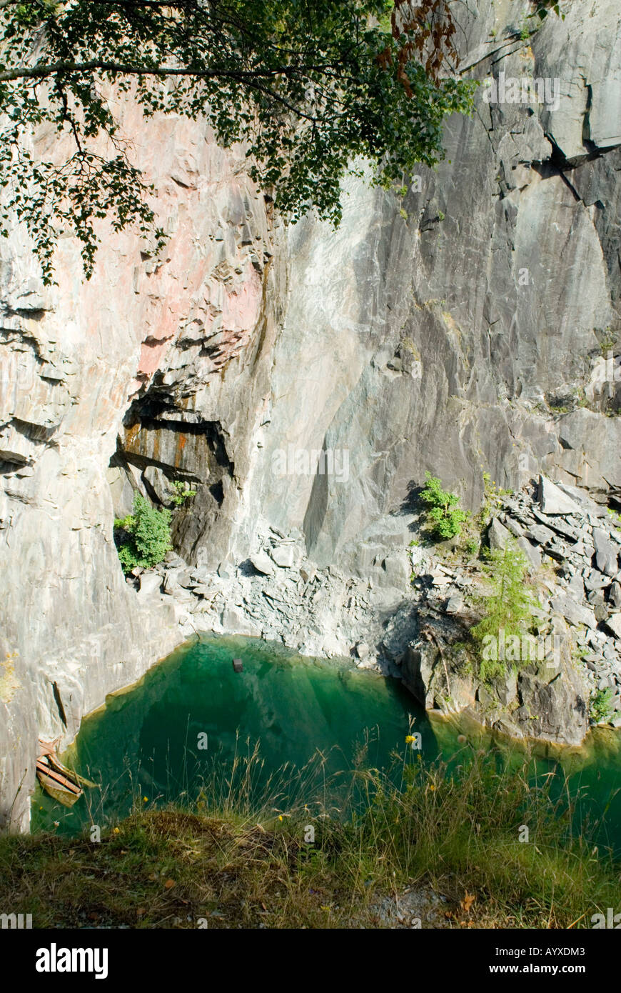 Hodge close disused quarry hi-res stock photography and images - Alamy