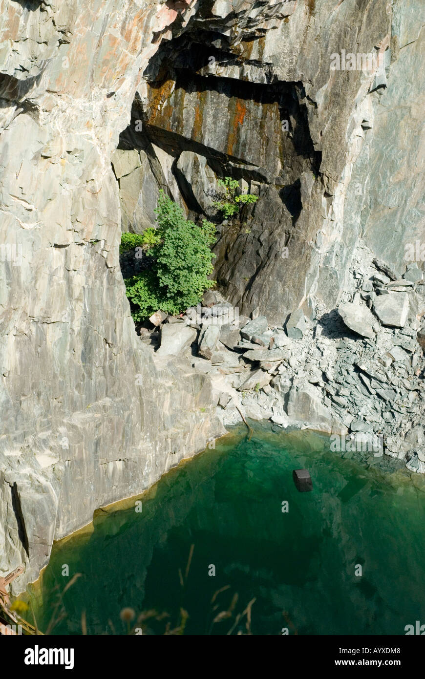 Hodge close disused quarry hi-res stock photography and images - Alamy