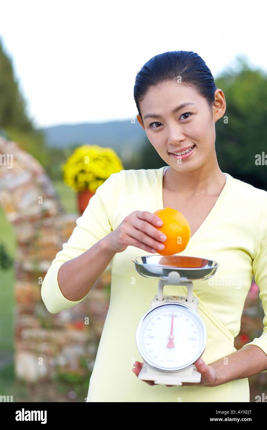 Balancescales hi-res stock photography and images - Alamy