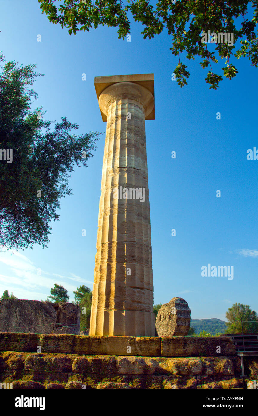 Remaining column ruins hi-res stock photography and images - Alamy