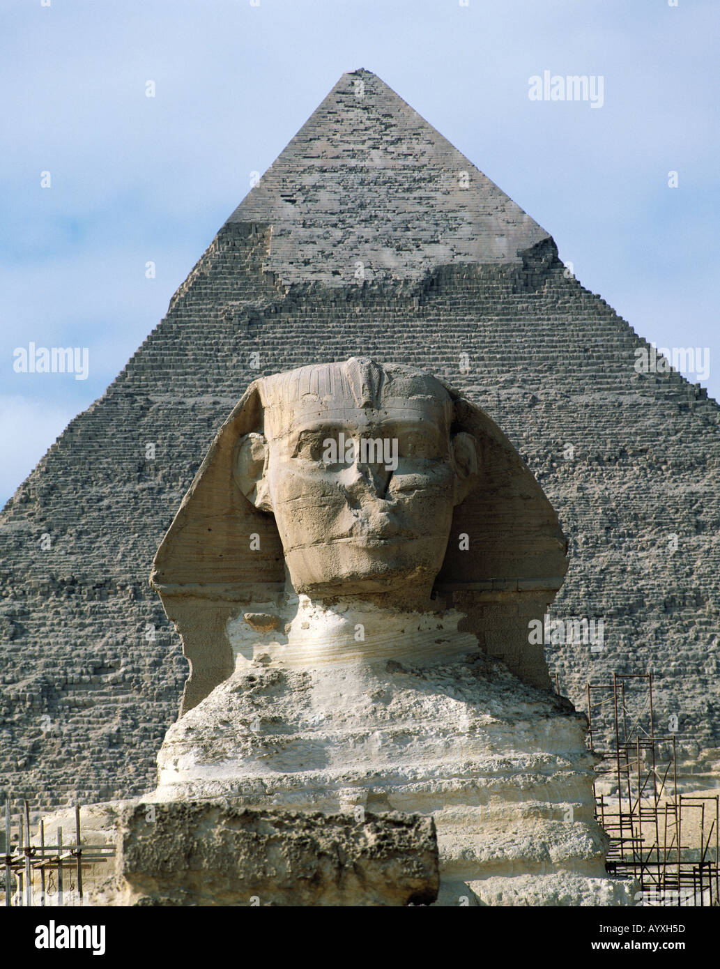 Sphinx pyramide hi-res stock photography and images - Alamy