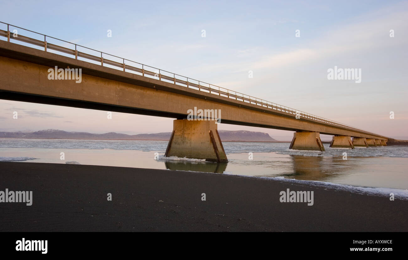 Bridge across estuary hi-res stock photography and images - Alamy