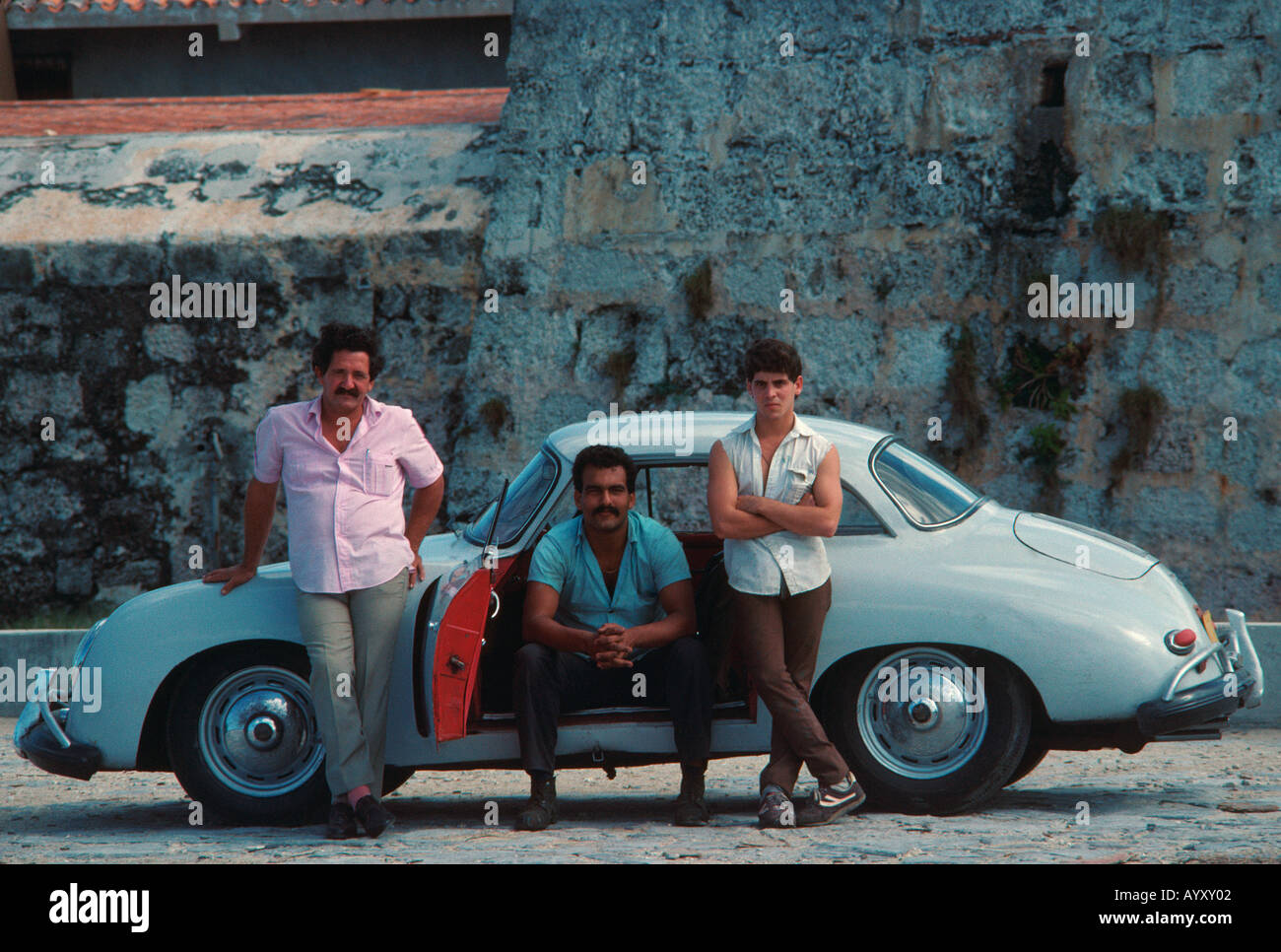 Porsche cuba hi-res stock photography and images - Alamy