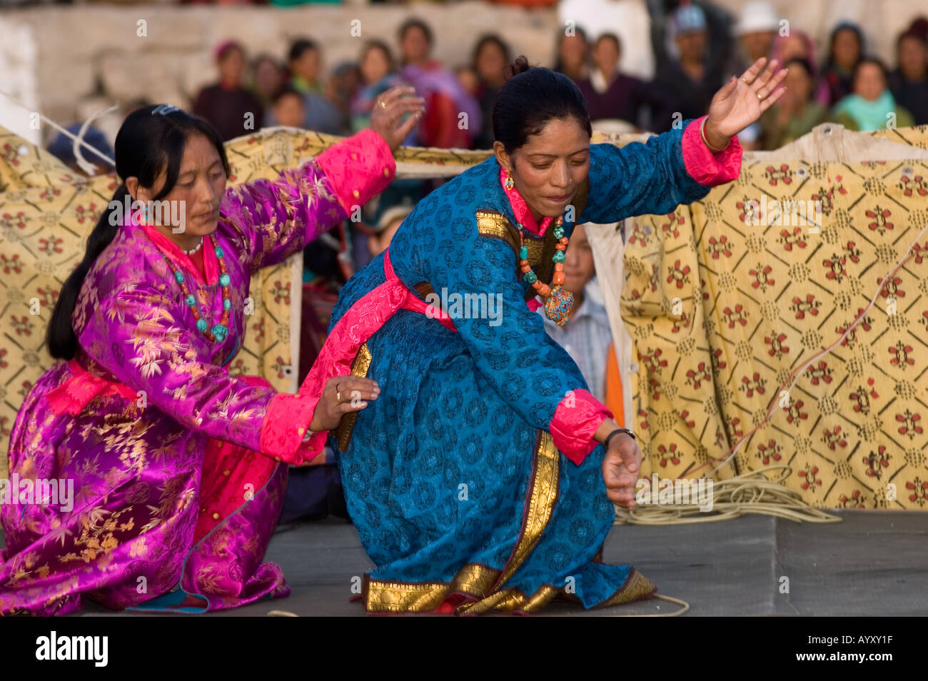 Ladhaki female dancer in traditional dress performing during Ladakh ...