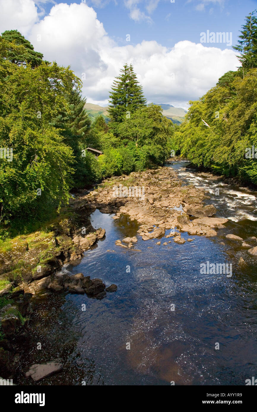 River dochart killin scotland hi-res stock photography and images - Alamy