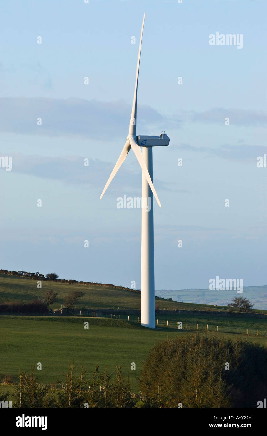 Single blade wind turbine hi-res stock photography and images - Alamy
