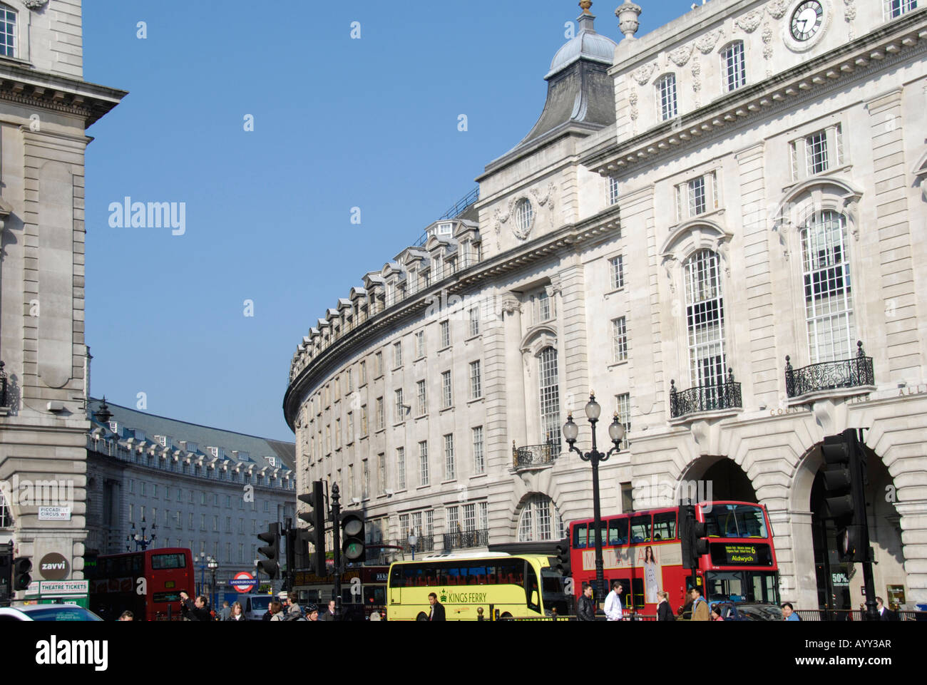 View of Regent Street showing crescent shape, London Stock Photo - Alamy