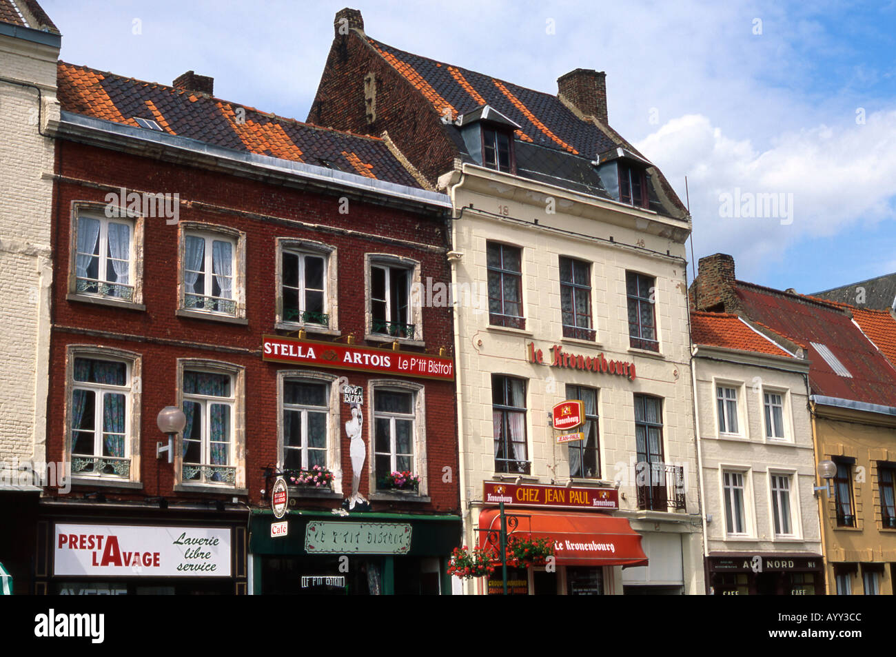 Flemish buildings at Air sur la Lys France Stock Photo - Alamy