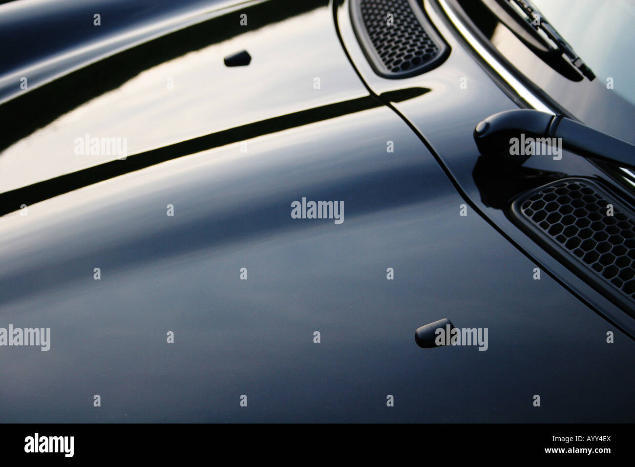 Black car bonnet hi-res stock photography and images - Alamy
